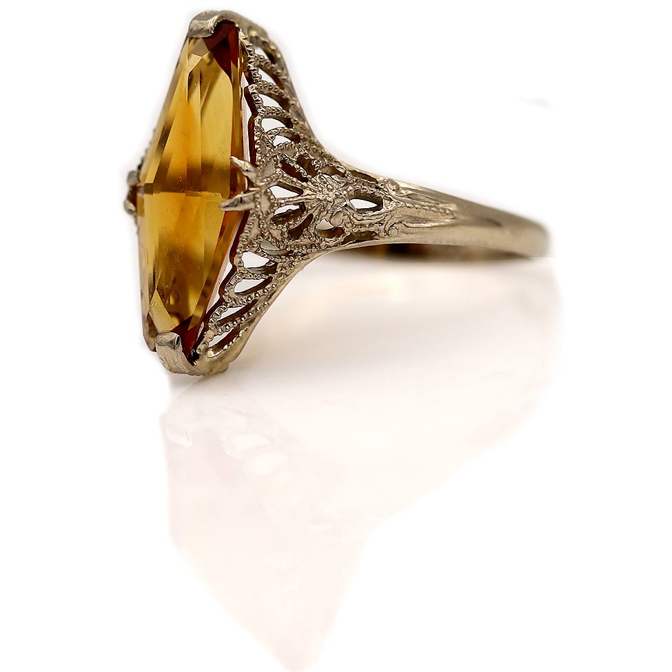 Vintage gemstone jewelry store